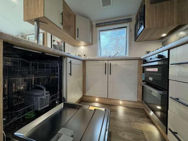 3 bed property for sale