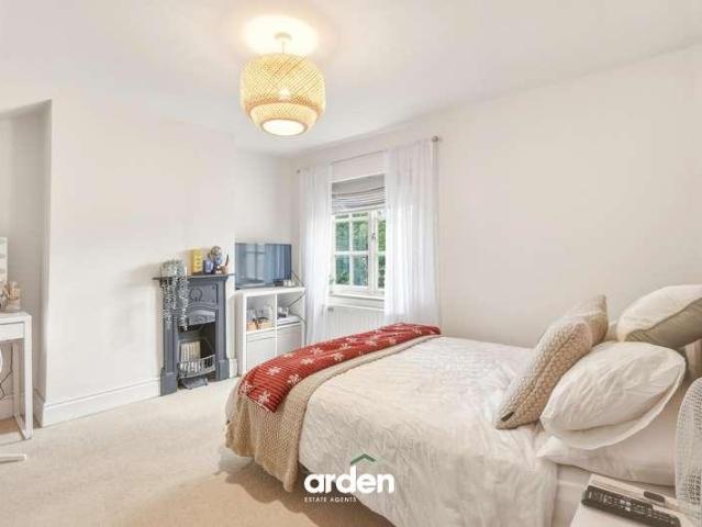 3 bed property for sale