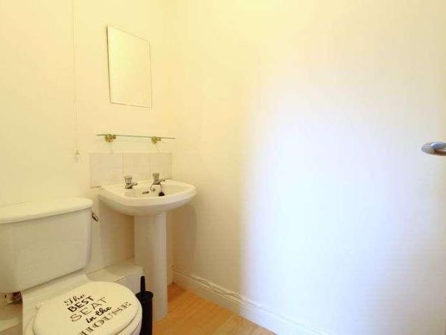 3 bed property for sale