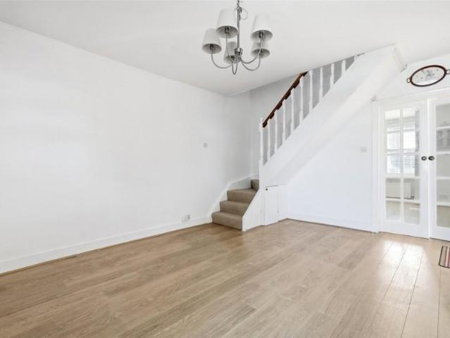 3 bed property for sale