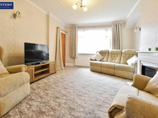 3 bed property for sale