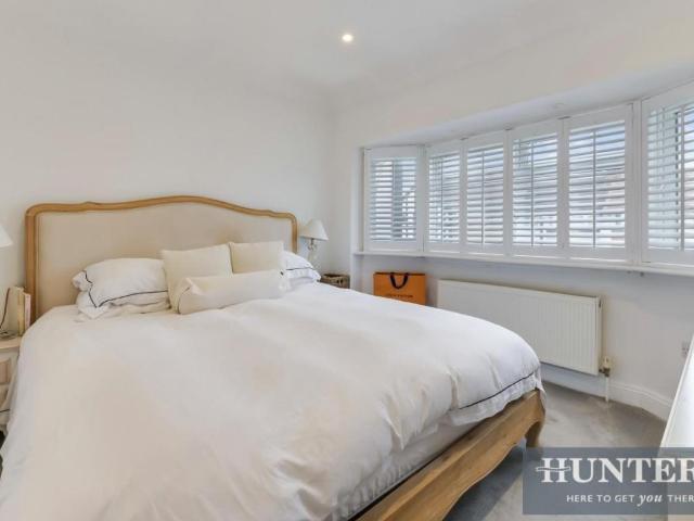 3 bed property for sale