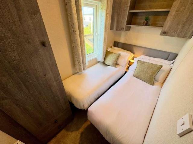 3 bed property for sale