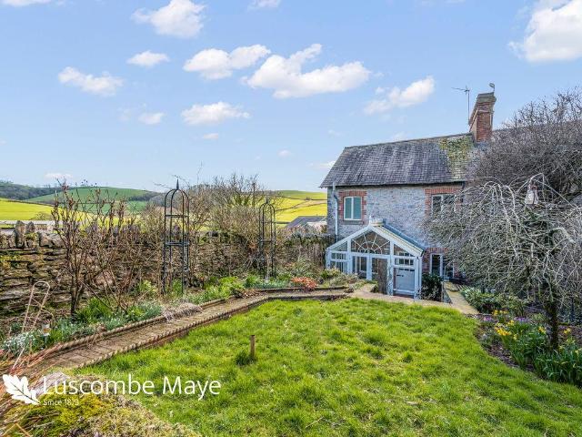3 bed property for sale