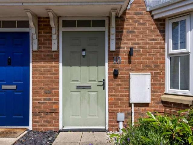 3 bed property for sale