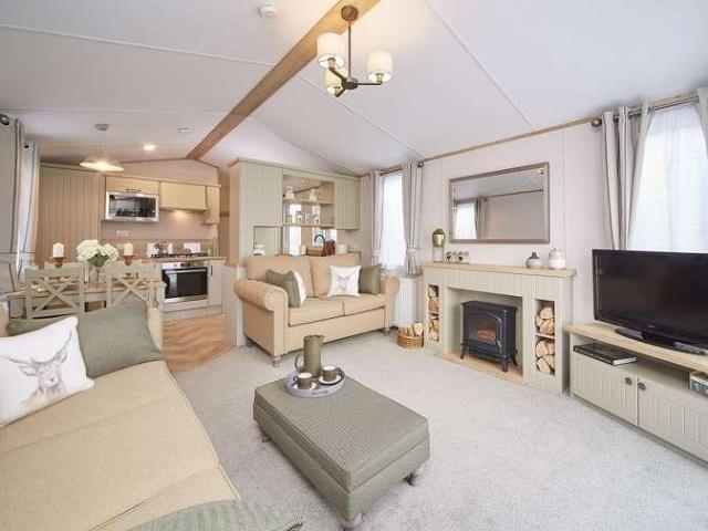3 bed property for sale