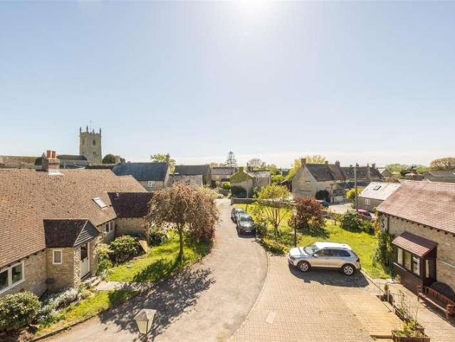 3 bed property for sale