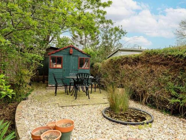 3 bed property for sale