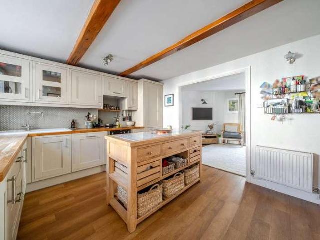 3 bed property for sale