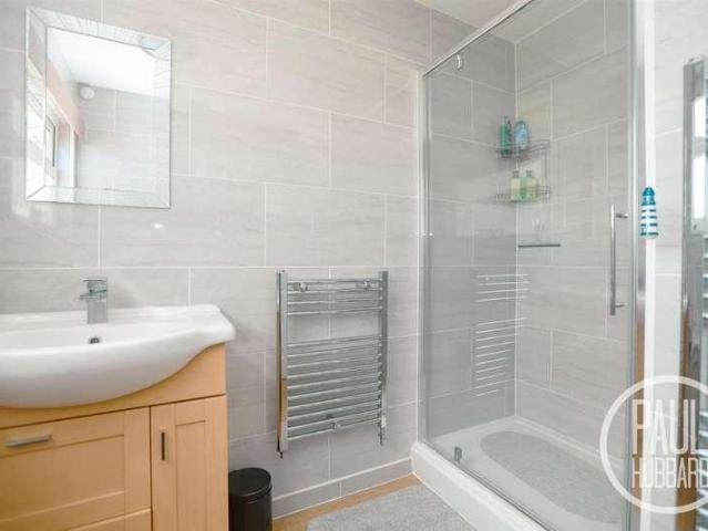 3 bed property for sale