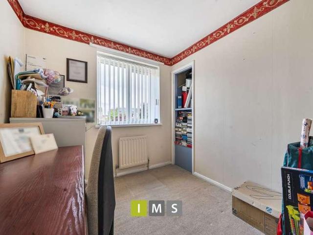 3 bed property for sale