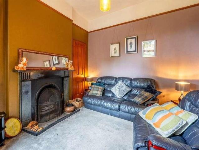 3 bed property for sale