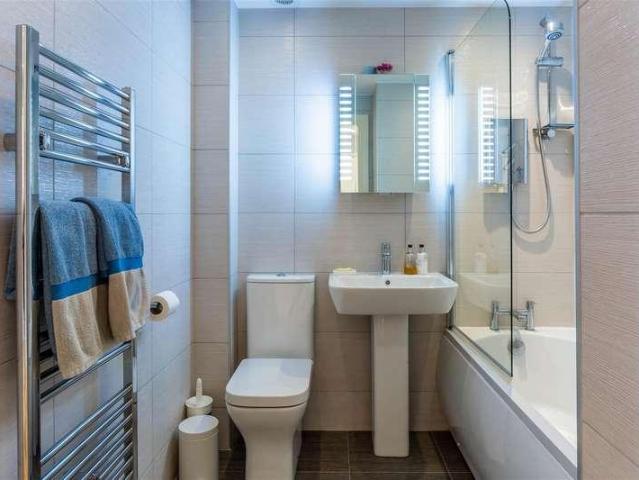 3 bed property for sale