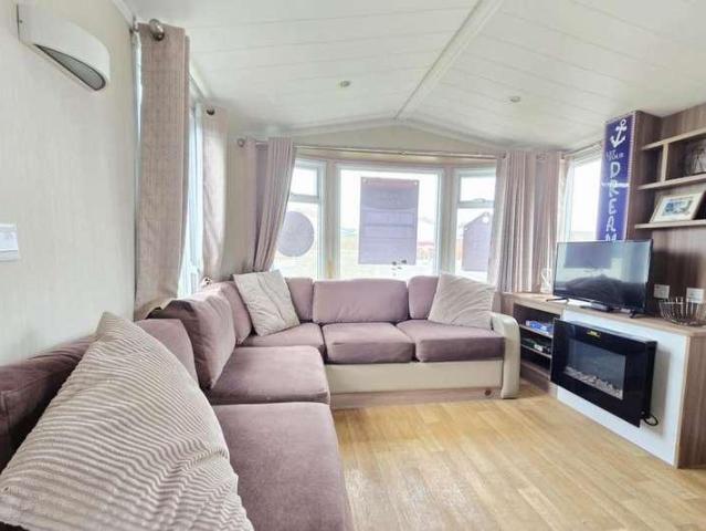 3 bed property for sale