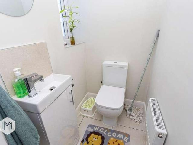 3 bed property for sale