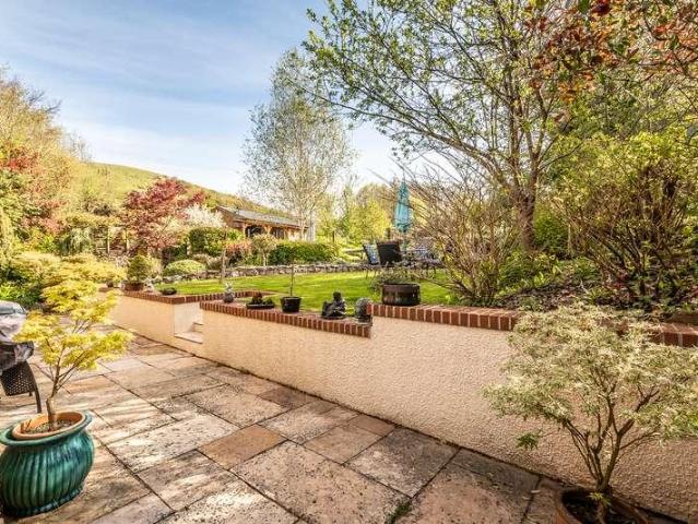 3 bed property for sale