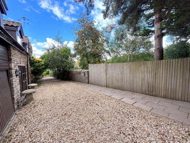 3 bed property for sale