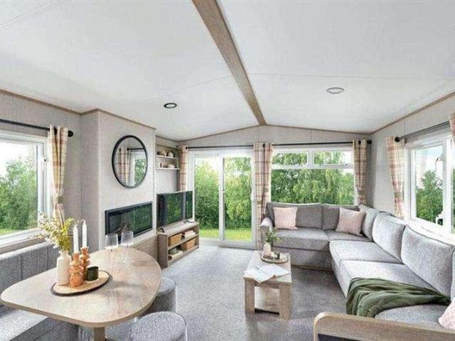 3 bed property for sale