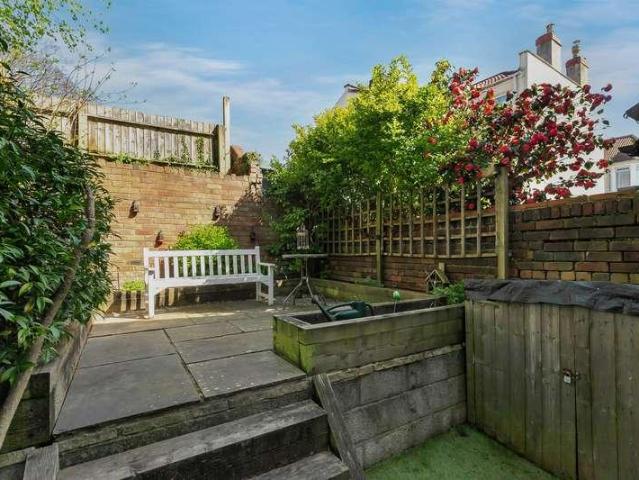 3 bed property for sale