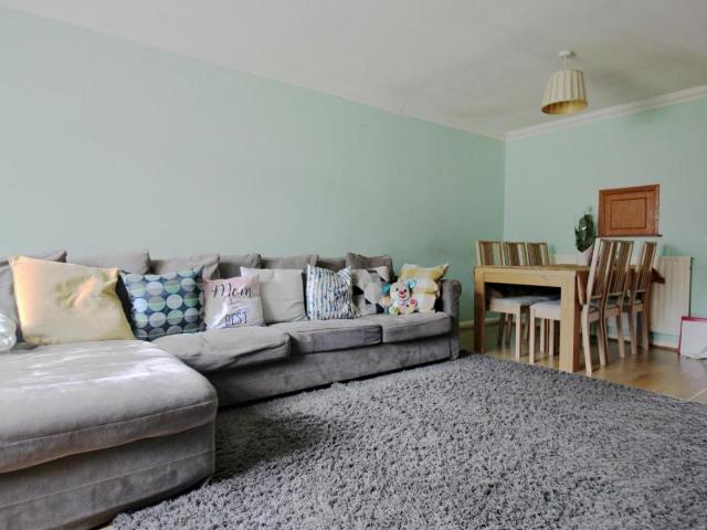 3 bed property for sale