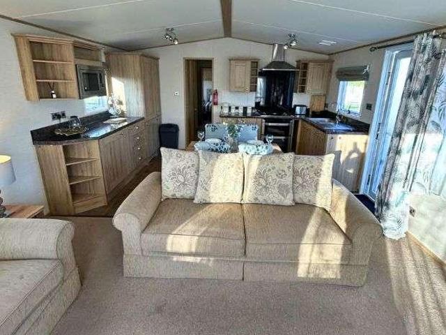 3 bed property for sale