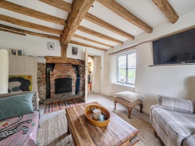 3 bed property for sale