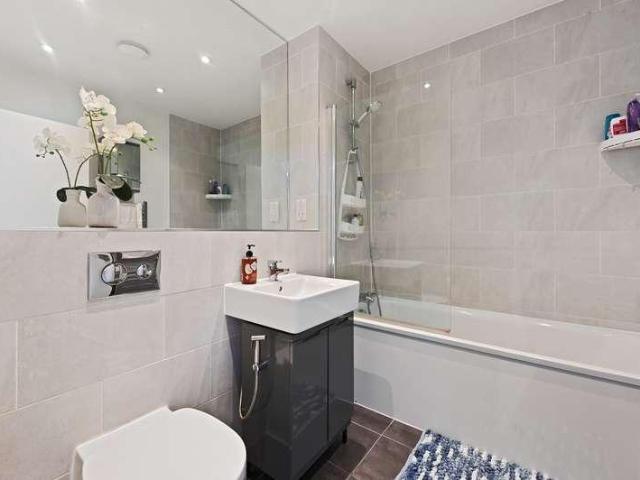 3 bed property for sale