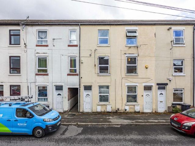 3 bed property for sale