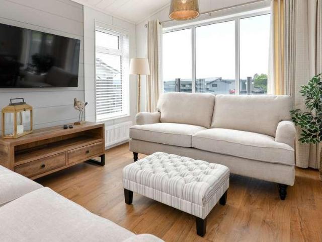 3 bed property for sale