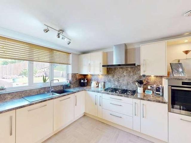 3 bed property for sale
