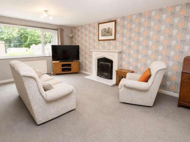 3 bed property for sale