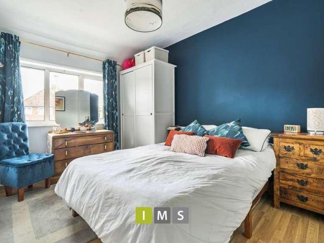 3 bed property for sale