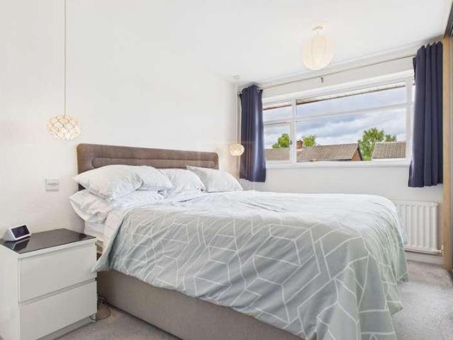3 bed property for sale