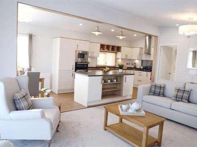 3 bed property for sale