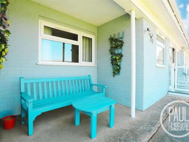 3 bed property for sale