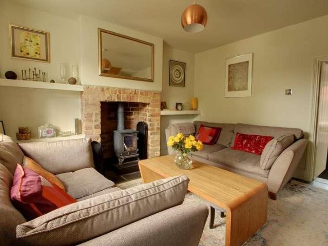 3 bed property for sale