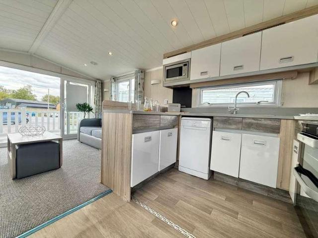 3 bed property for sale