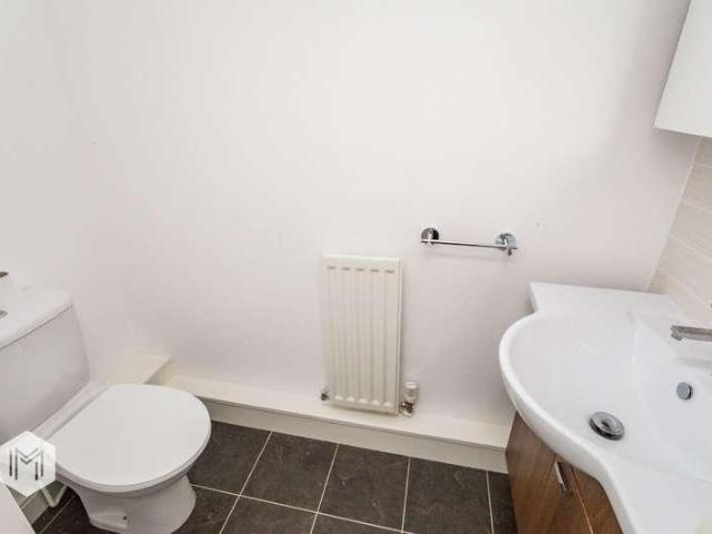 3 bed property for sale