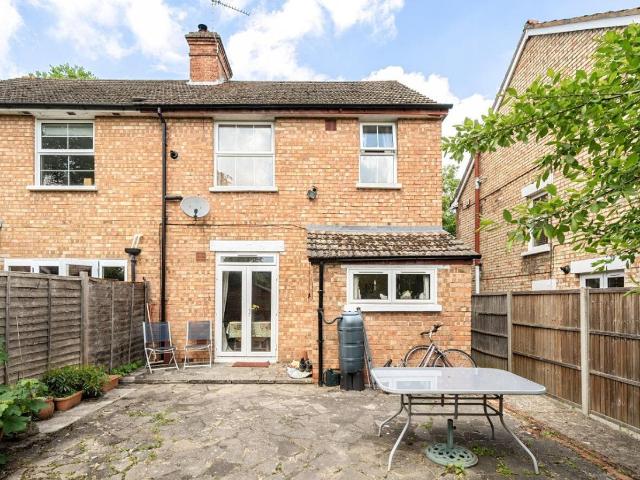 3 bed property for sale