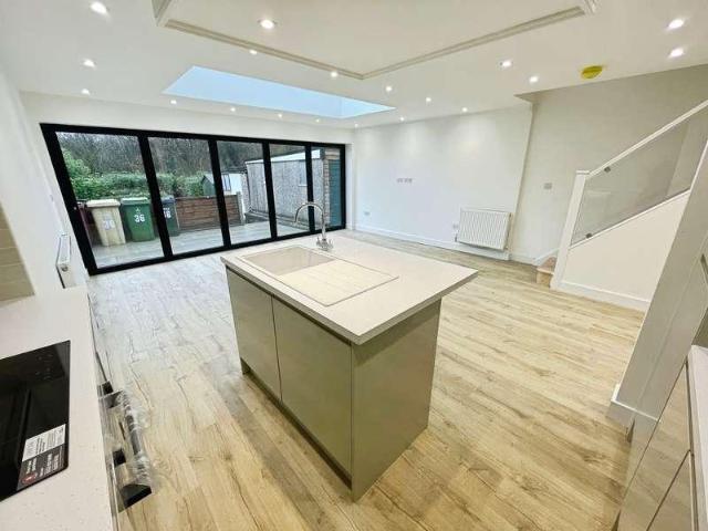 3 bed property for sale