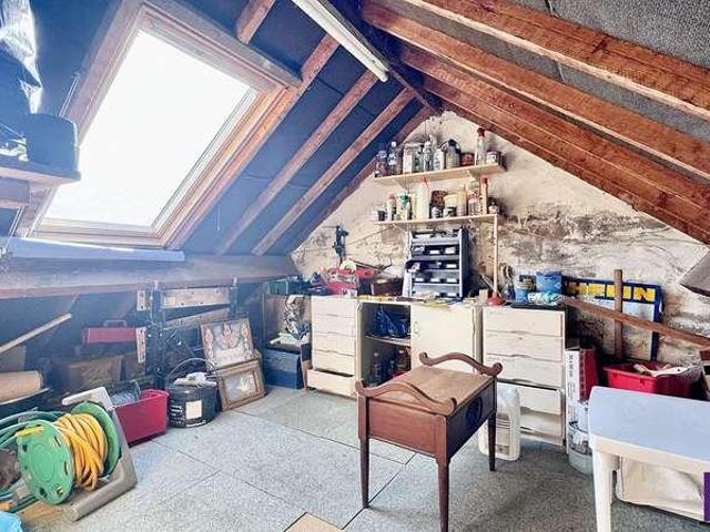 3 bed property for sale