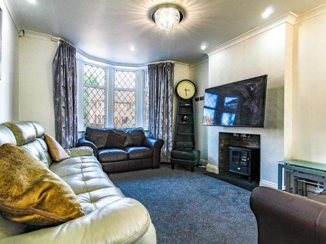 3 Bed Semi Detached House, Morris Avenue, CV2