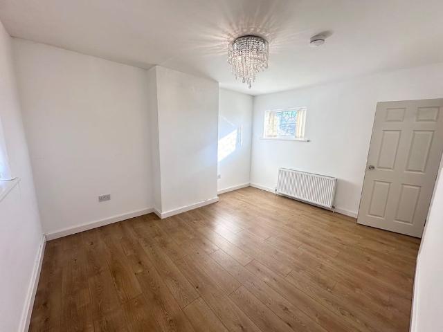 3 Bed Semi Detached House, Olga Road, NG3