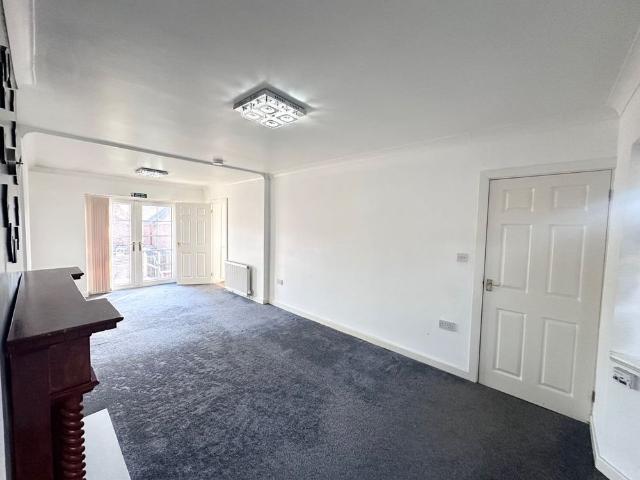 3 Bed Semi Detached House, Olga Road, NG3