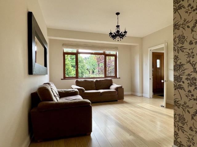 3 Bed Semi Detached House, Auckland Road, SE19