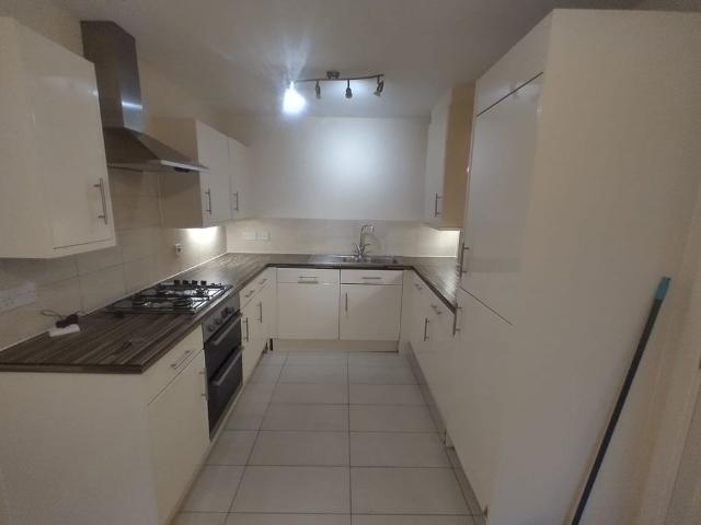 3 Bed Semi Detached House, Amersham Park Road, M6