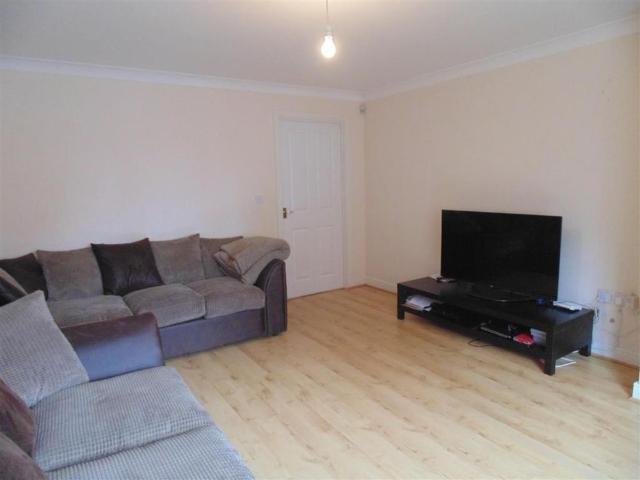 3 Bed Semi Detached House, Canterbury Close, B23