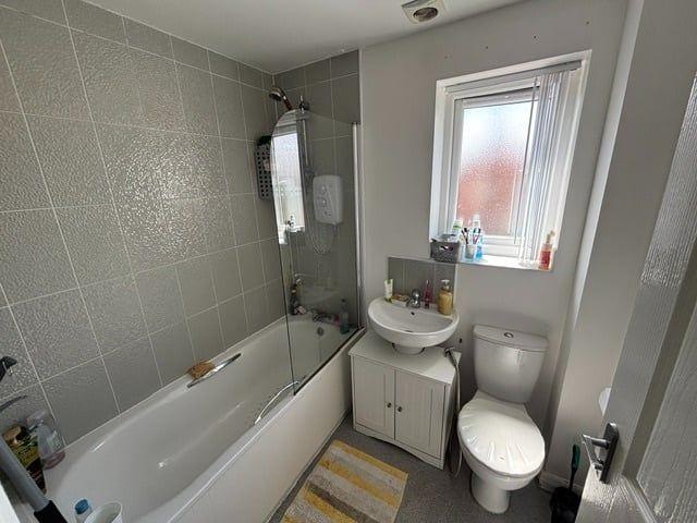 3 Bed Semi Detached House, Cinema Drive, L15