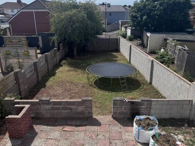 3 Bed Semi Detached House, Crossways Road, BS4