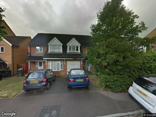 3 Bed Semi Detached House, Dunraven Avenue, LU1